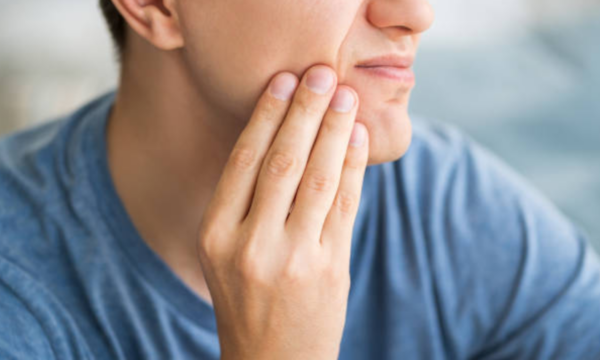 5 Common Causes of Tooth Sensitivity
